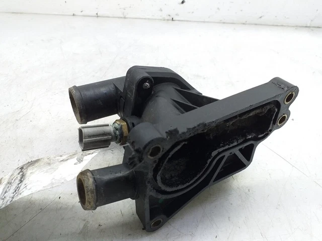 Ford Focus 2010 Thermostat