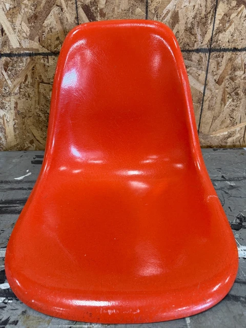 📈 VINTAGE ORANGE Original HERMAN MILLER Eames Fiberglass Shell Chair ...