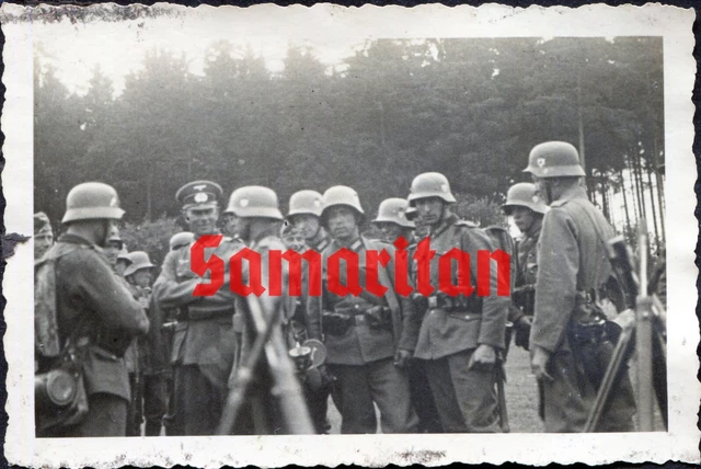 I11/48 WW2 ORIGINAL Photo Of German Wehrmacht Soldiers In Full Gear £6. ...