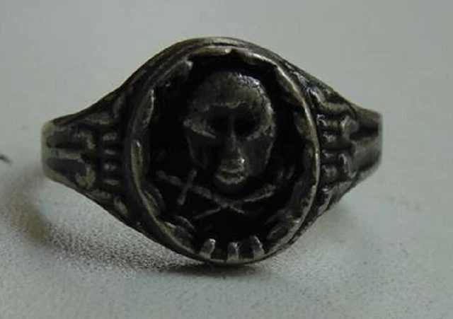 GERMAN MILITARY WWI Ghost Head over Swords Ring with Silver Mark £71.44 ...