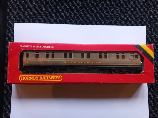 HORNBY RAILWAY LNER R448 Sleeping Car Teak coach £10.99 - PicClick UK