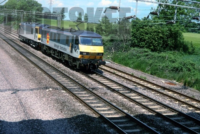 35MM SLIDE BR British Rail Electric Loco Class 90 90133 Easenhall 1995 ...