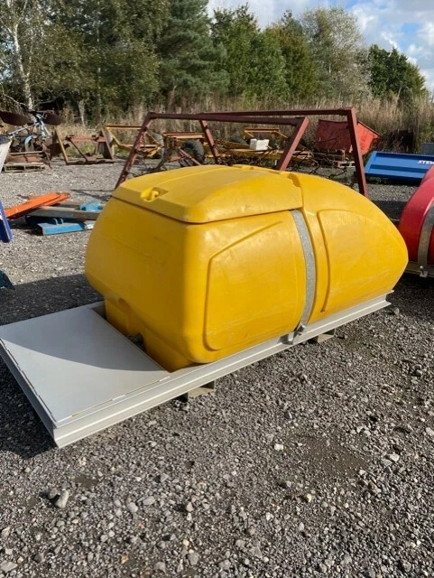 1000 LITRE PLASTIC Fuel Water Tank Bowser Site Farm Tractor Chemical ...