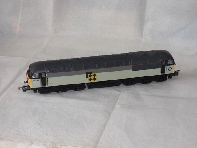 MAINLINE CLASS 56 56094 BR RAILFREIGHT COAL livery diesel locomotive oo ...