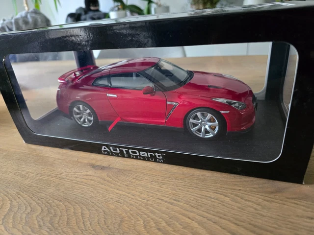 NEW 1/18 AUTOART 77396 NISSAN R35 GT-R GTR VIBRANT RED 2009 EUR 289,00 ...