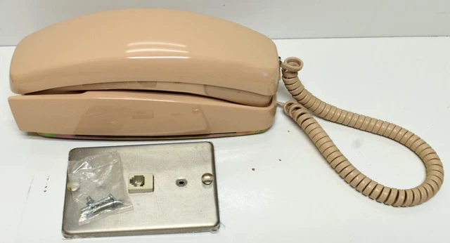 VINTAGE ITT IVORY Cream Rotary Dial Wall Phone Telephone With Jack ...