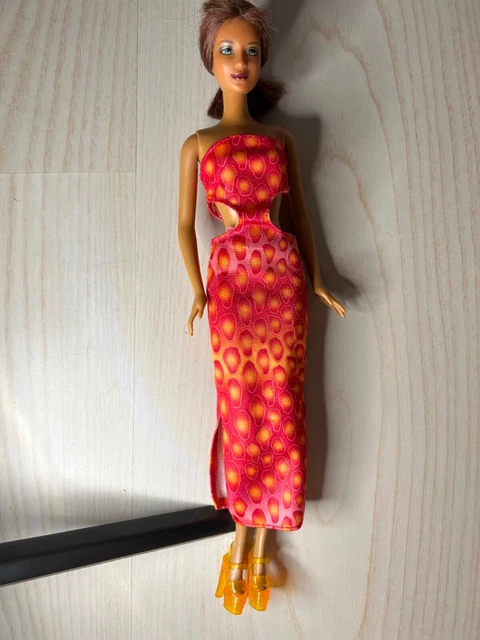 AMAZING NAILS KAYLA Barbie £30.00 - PicClick UK