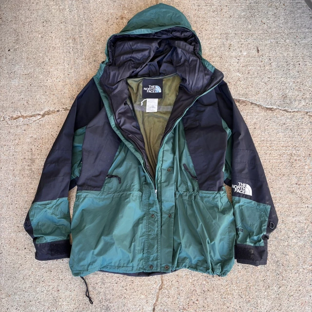 THE NORTH FACE Men’s Large Gore-Tex Hooded Shell Jacket Teal Green £53. ...