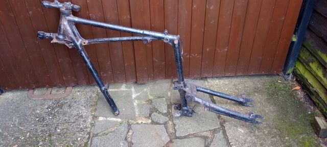 TRIUMPH PRE UNIT Front Frame With Swing Arm £137.00 - PicClick UK