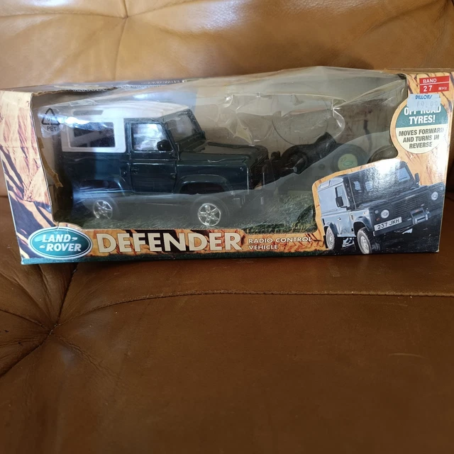 LAND ROVER DEFENDER Radio Controlled Model 1:24 Scale £8.63 - PicClick UK