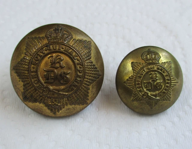 2X UK ARMY:&1ST KING'S DRAGOON GUARDS BRASS BUTTONS" (25mm-18mm, WW1 ...