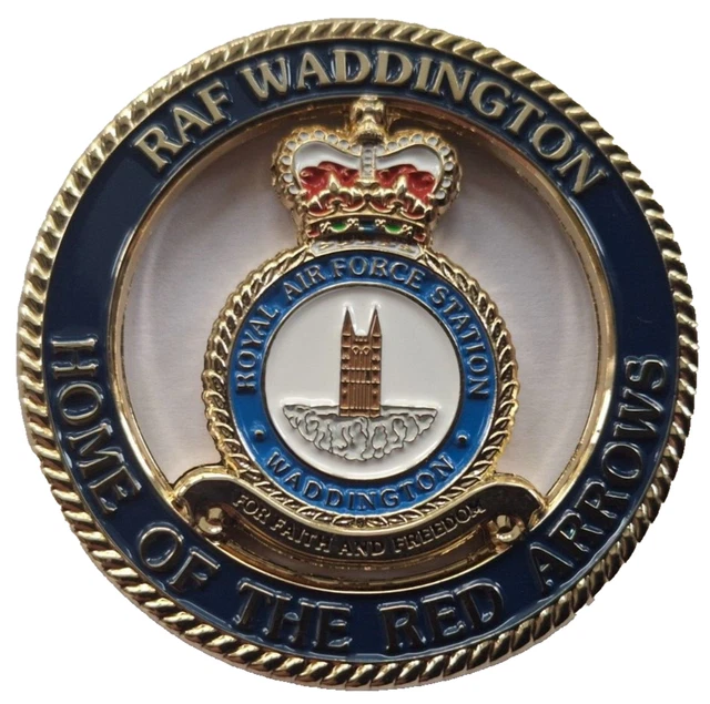 RAF WADDINGTON HOME Of The Red Arrows Commemorative Coin £12.99 ...