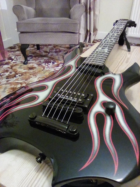 ESP LTD GL-600FB George Lynch Flame Baritono INCREDIBILE SUPER RARO ...