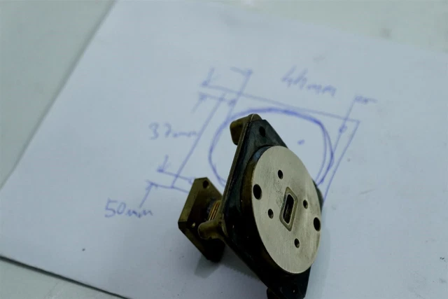 MICRO-ONDES FLEXIBLE WR42 Guide d'Ondes Or Enduit Bride Cloison Antenne ...