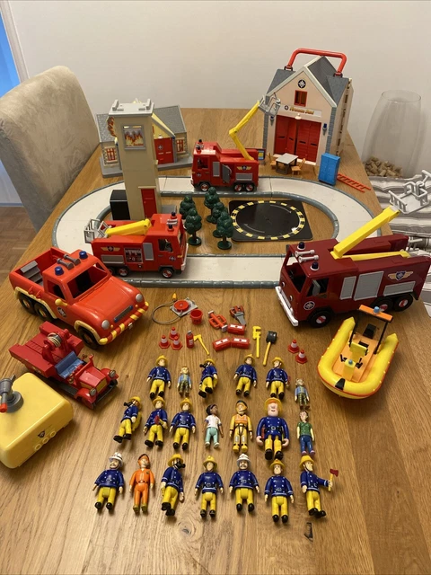 LARGE FIREMAN SAM Bundle Vehicles Figures Buildings Accessories £40.00 ...