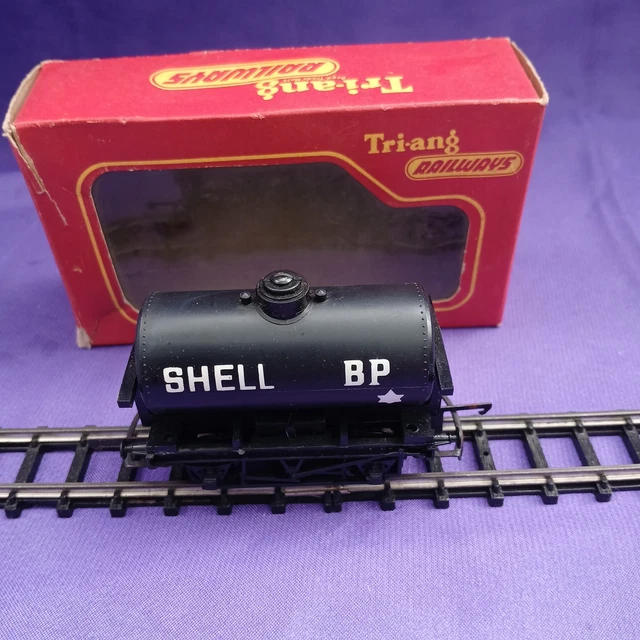TRIANG R12 SHELL Tanker Wagon In Black £6.50 - PicClick UK