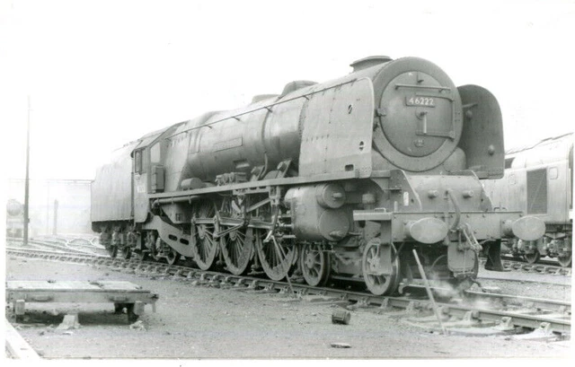 RAILWAY PHOTO LMS Coronation Class No 6222 QUEEN MARY Headstone Lane ...