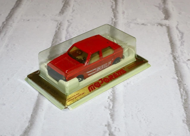 MAJORETTE FRANCE SHOWBOX 1/60 VW Volkswagen Golf N° 210 EUR 25,00 ...