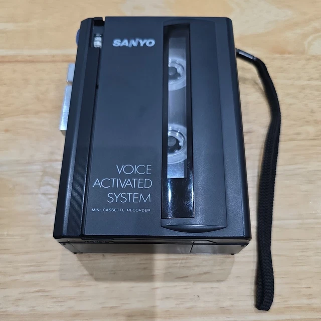 WALKMAN SANYO M-1115 - Retro 90s Walkman Tested Working £42.27 ...