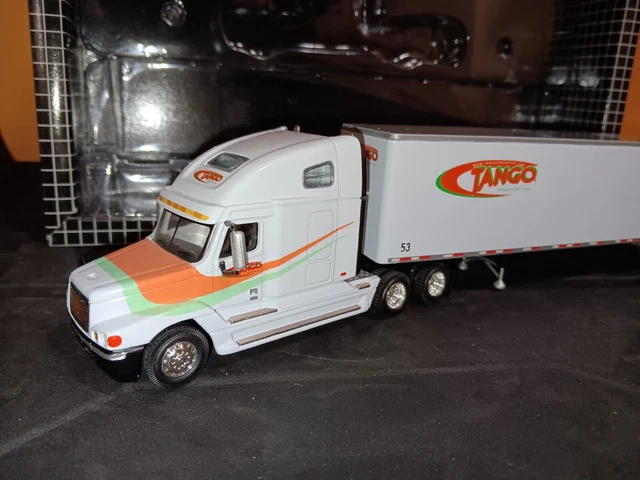 PEM - HARTOY - Tango Transport 1/64 camion et remorque moulés sous ...