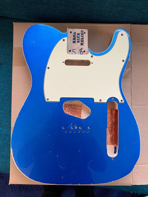 REAL LIFE RELICS Tele® Telecaster® Body in Lake Placid blue sparkle £ ...
