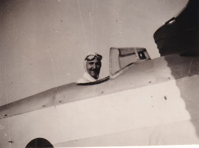 WW2 FOTO REGIA Aeronautica Pilota Su Aereo Pronto Al Decollo #1 EUR 3 ...