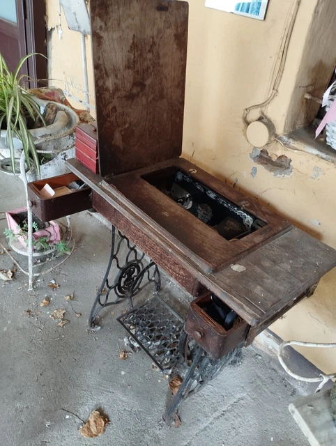 MACCHINA DA CUCIRE singer antica anni '50 EUR 450,00 - PicClick IT
