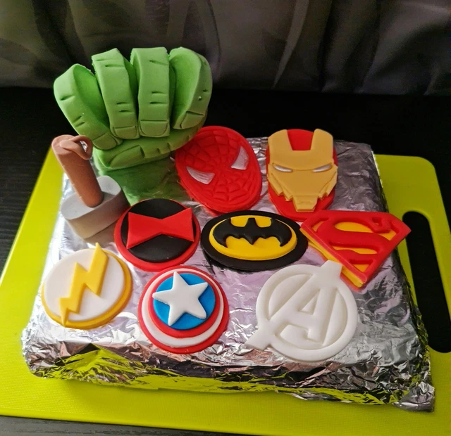 10 EDIBLE SUPERHERO Avengers Marvel unofficial birthday cake topper set ...