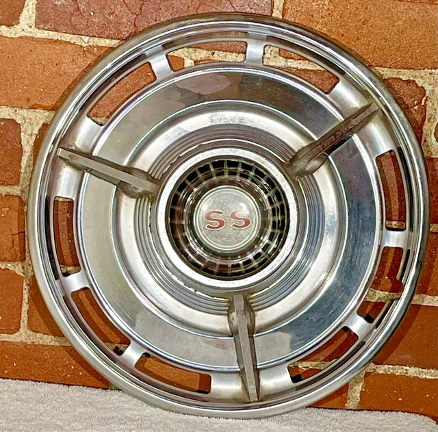 1963-66 CHEVY SS 14" Hubcap Chrome Camaro Chevelle Nova Impala Super ...