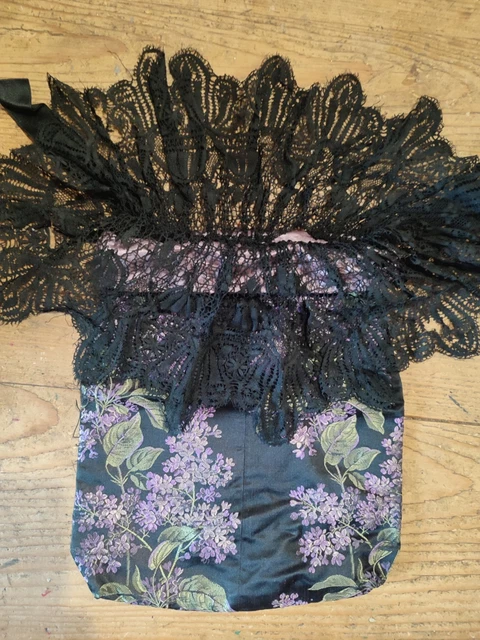 GRAND RÉTICULE / AUMÔNIÈRE Soie Brocard Lilas Dentelle Noire Sac de Bal ...