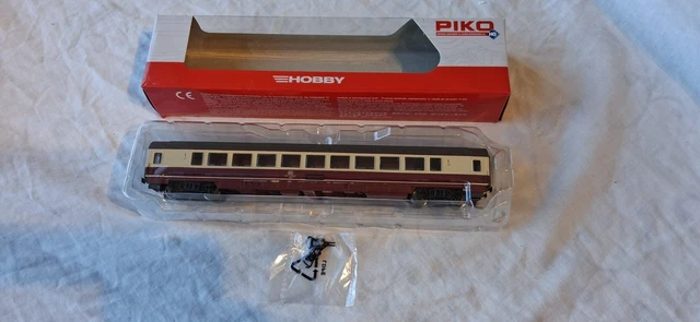 NEW & BOXED Piko 57612 Hobby DB Avmz207 IV 1st Class Coach £25.00 ...