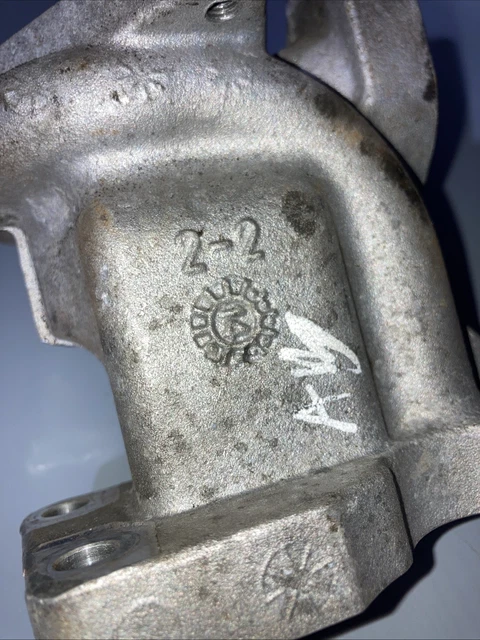 VINTAGE TRIUMPH MOTORCYCLE Inlet Manifold, J64, 2-2, Classic Motorcycle Parts £29.95 - PicClick UK