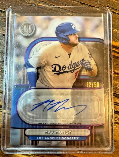 LOS ANGELES DODGERS - Max Muncy Autografo Viola/50 - 2024 Topps Tributo ...