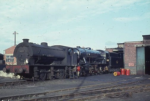 ORIGINAL COLOUR SLIDE of 68043 ER J94 class steam loco £4.50 - PicClick UK