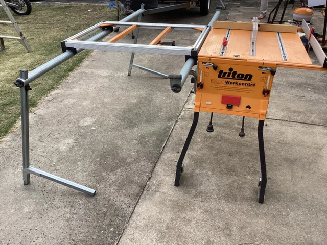 TRITON 2000 WORKCENTRE complete with Triton Saw and Extension table ...