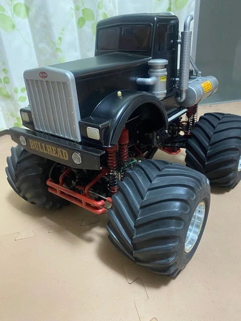 TAMIYA BULLHEAD 4X4X4 Twin Motor Monster Truck RC Radio Gear Included ...
