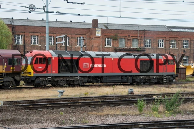 UK DIESEL TRAIN Railway Photograph Of Class 60 60017 Loco. Rm60-93 £1. ...