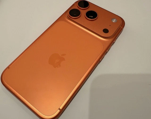 APPLE IPHONE 17 Pro Max Orange, 256GB, Unlocked, Sealed £873.70 ...