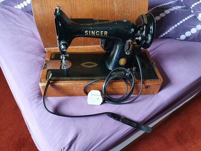 VINTAGE SINGER KNEE Operated Sewing Machine £45.00 - PicClick UK
