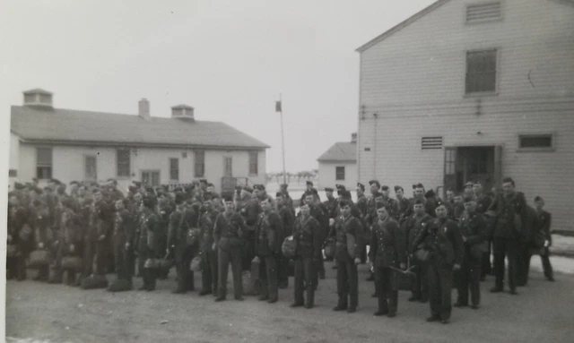 WW2 U.S. ARMY Soldiers Standing In Formation PHOTO ~ Military EUR 8,30 ...