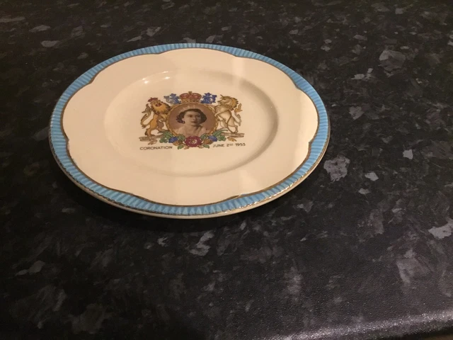 CLARICE CLIFF NEWPORT Pottery Coronation Queen Elizabeth II Sandwich ...