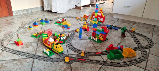 LEGO DUPLO 2933 Freight Train set from 2000 motor vintage toy Christmas ...