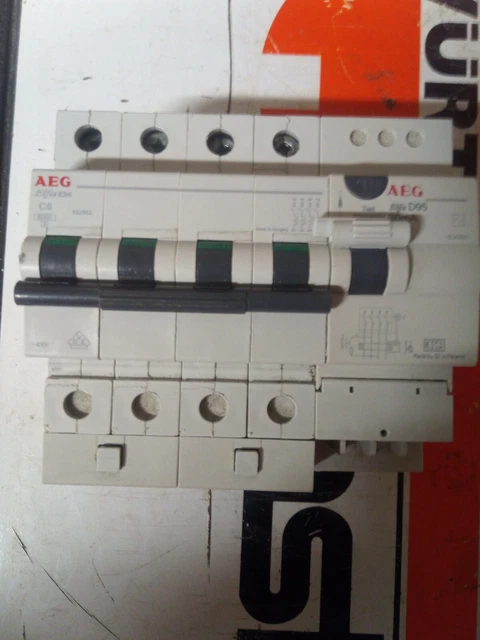 DIFFERENZIALE MAGNETOTERMICO 4 Poli 6a 30ma Aeg EUR 70,00 - PicClick IT