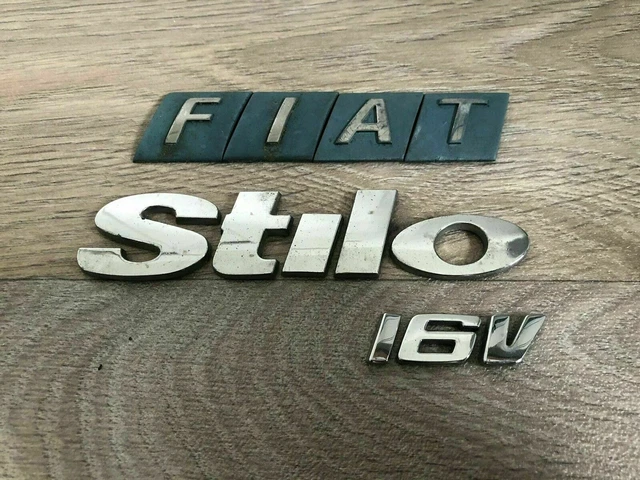 MONOGRAMMES INSIGNES LOGOS badges emblèmes sigles FIAT STILO 16V EUR 24 ...