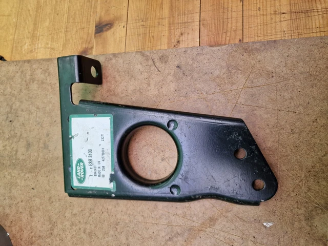 LAND ROVER DEFENDER Wolf 7XD new ESR3100 genuine mounting bracket wolf ...