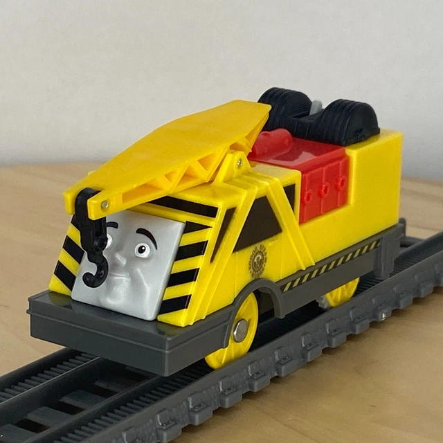 THOMAS THE TANK Engine Revolution Train Kevin Fisher Price £19.99 ...