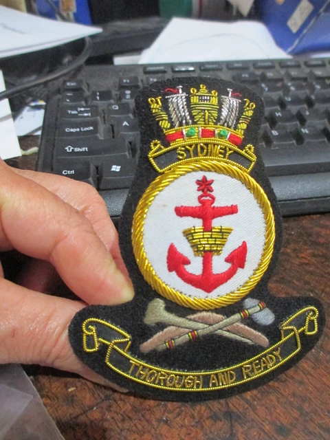 ROYAL AUSTRALIAN NAVY HMAS SYDNEY Bullion Badge Embroidery Medal Mount ...