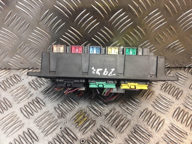 MINI R50 FUSE Box Relay Board Dashboard Fusebox 1.6 Petrol R50 R52 R53 ...