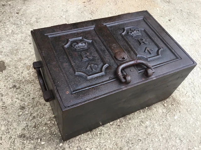 ANTIQUE VICTORIAN 19TH Century Cast Iron Military Paymaster Strongbox ...