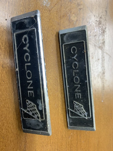 FORD 1965 MERCURY Comet Cyclone Tail Panel Ornament Emblem EUR 184,77 ...